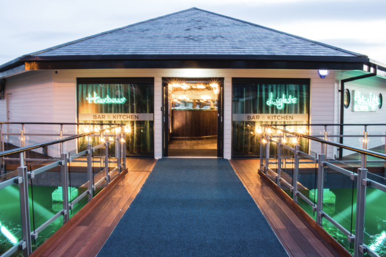 Harbour Lights Bar & Kitchen. Lincoln's Fashionable Restaurant To Eat At